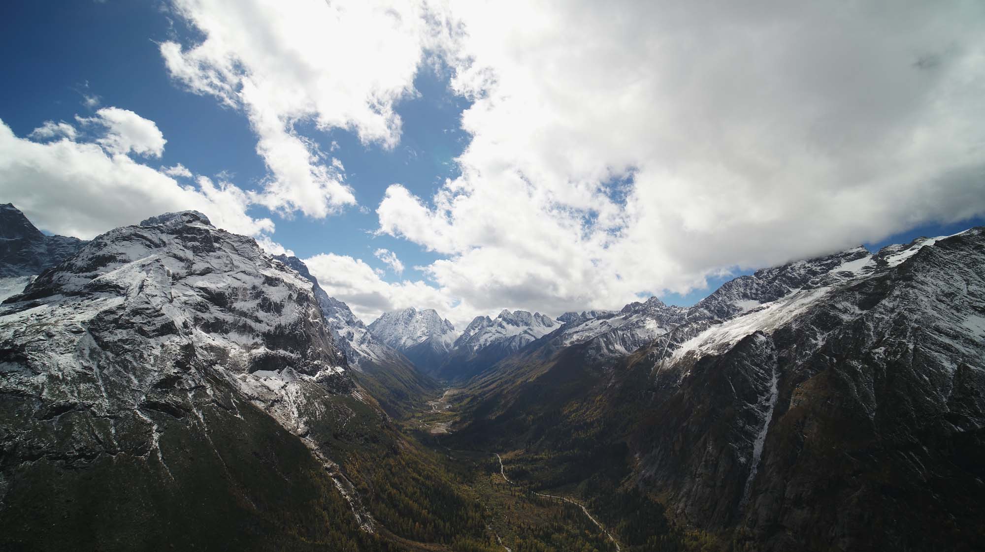Shuangqiao Valley - Siguniangshan Scenic Area